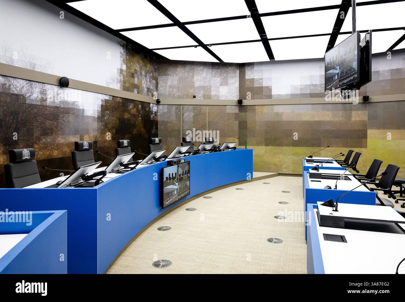VUGHT - The new courtroom on the grounds of the Vught Penitentiary ...