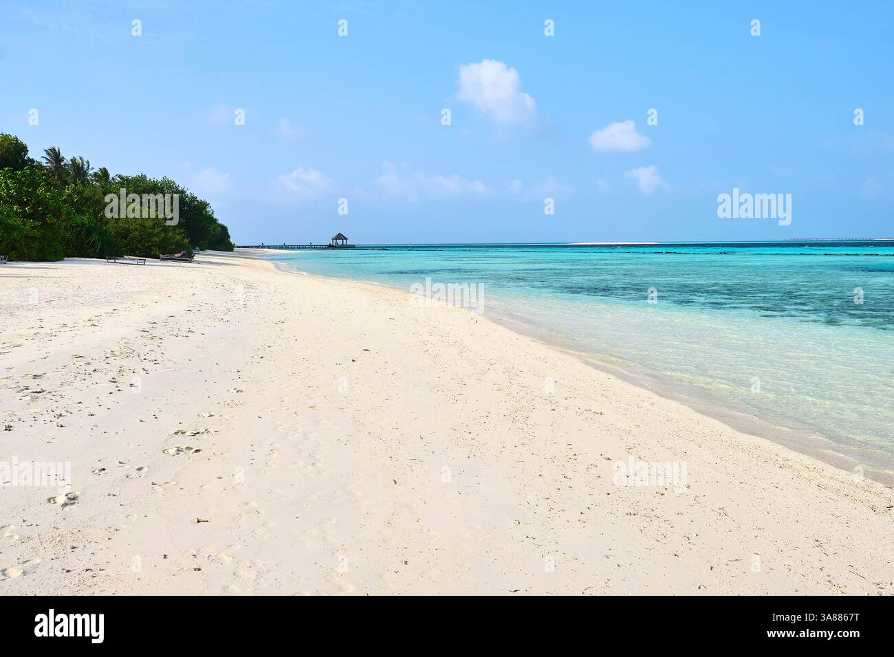 Deserted sandy beech,Maldives Stock Photo - Alamy