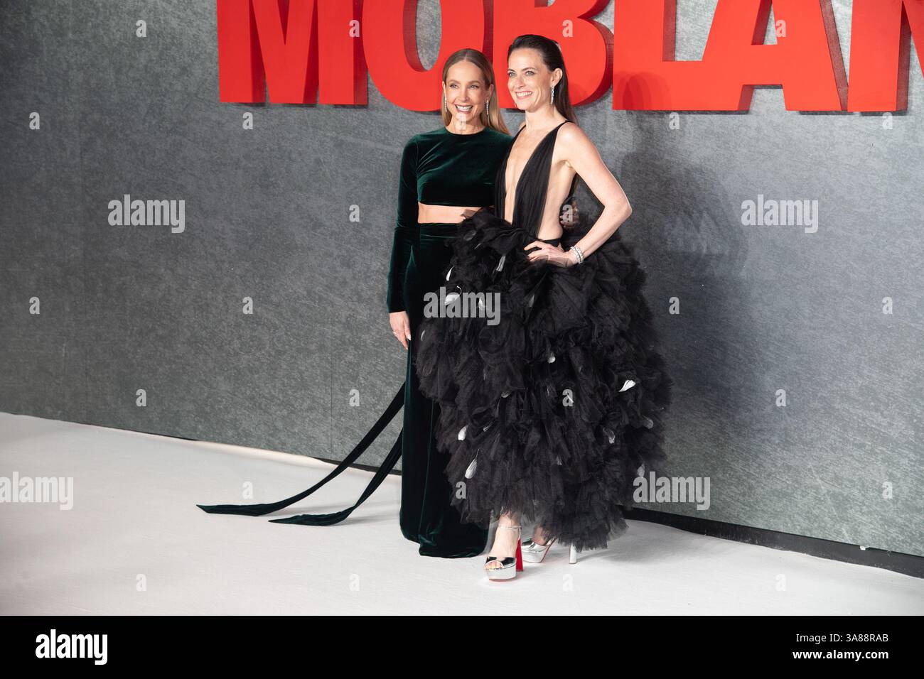 L r joanne froggatt and lara pulver hi-res stock photography and images ...