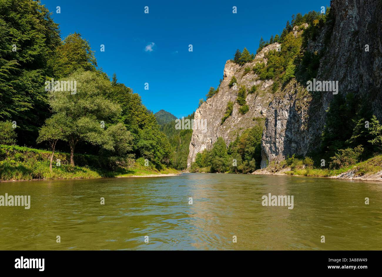 Wallpaper with dunajec hi-res stock photography and images - Alamy