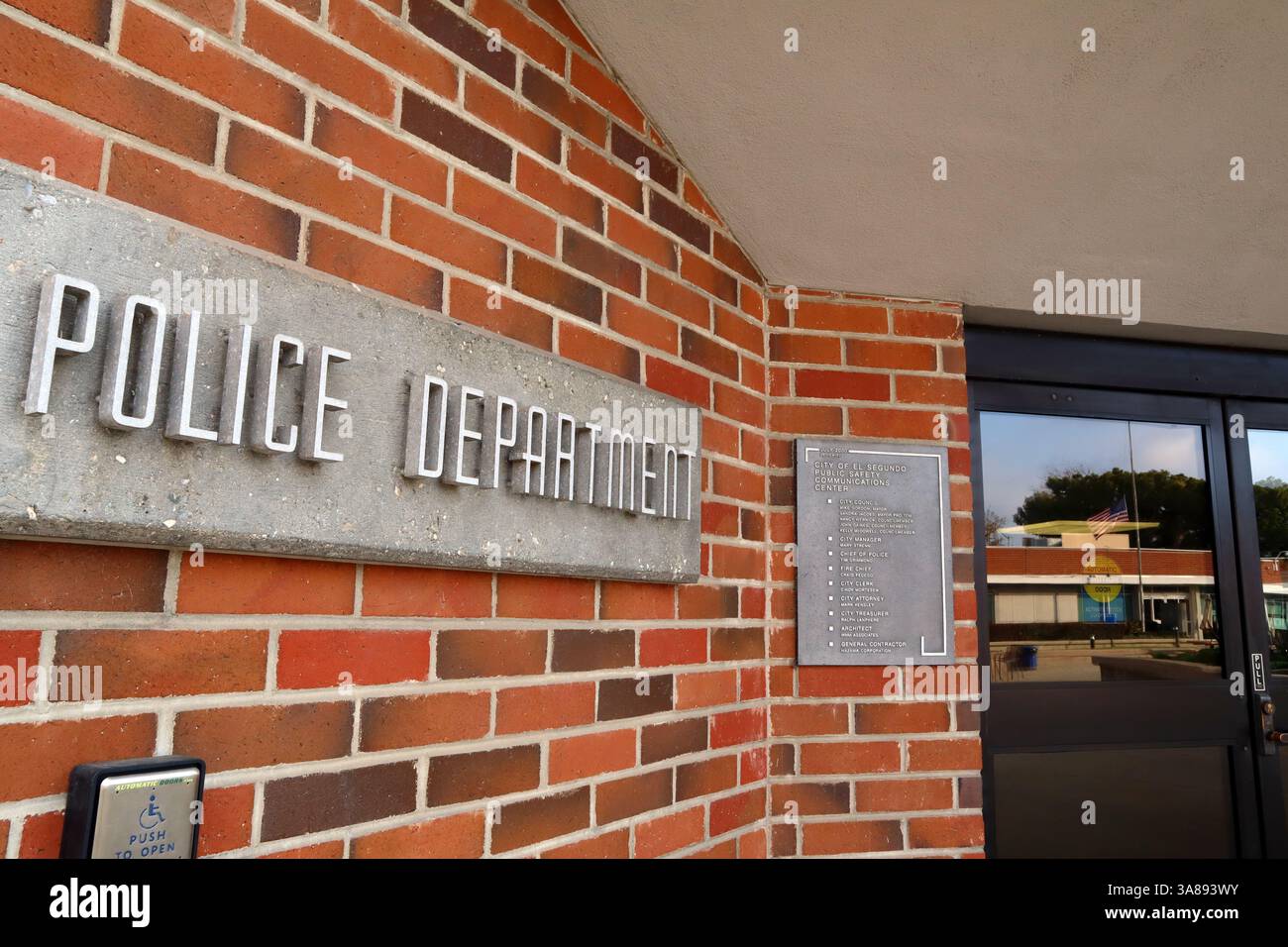 El Segundo, California: El Segundo Police Department, serving and ...