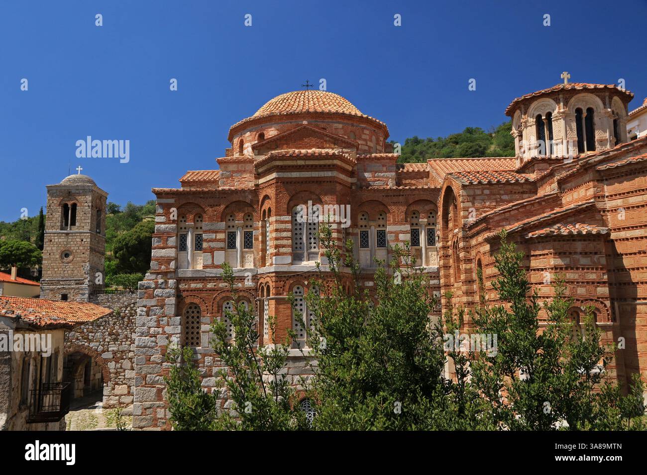 Monastery of Hosios Loukas, Boeotia, Greece Stock Photo - Alamy