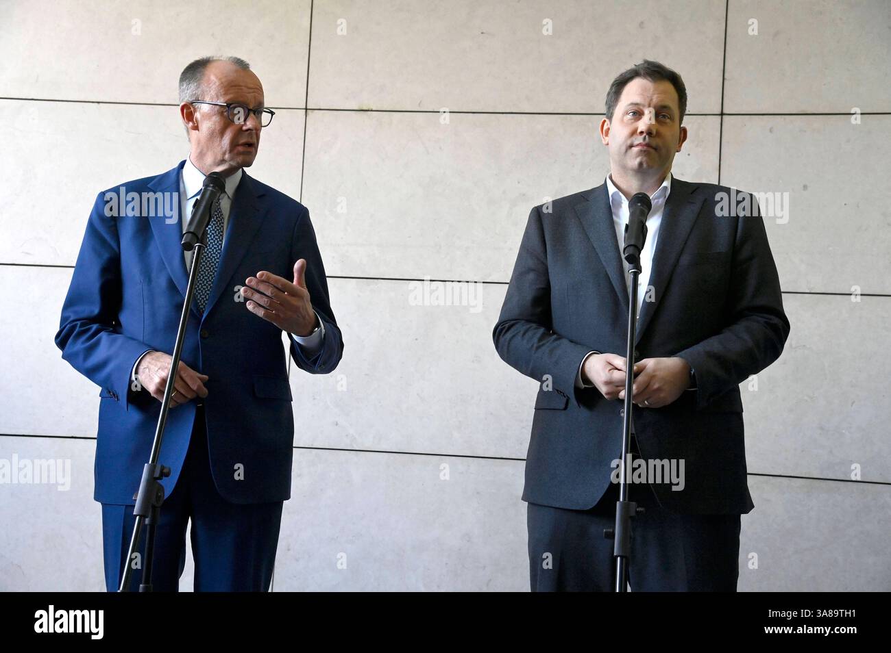 Friedrich Merz und Lars Klingbeil beim gemeinsamen Auftaktstatement der ...