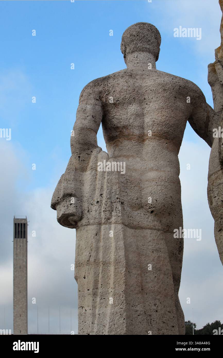 October 3, 2017 - Berlin, Germany - Rear view of the Relay Runners ...