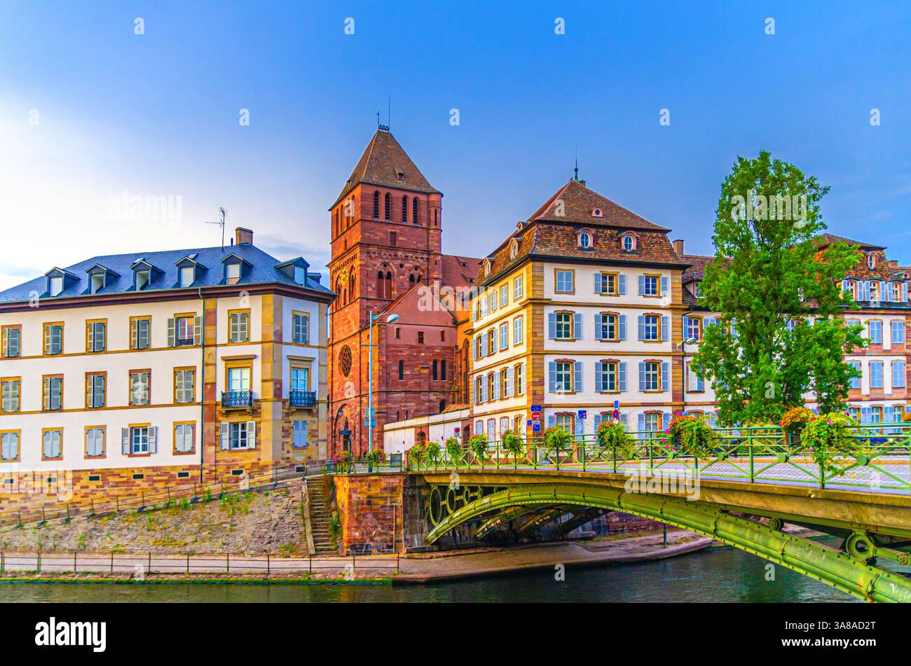St Thomas' Church Eglise Saint-Thomas Lutheran church Protestant ...