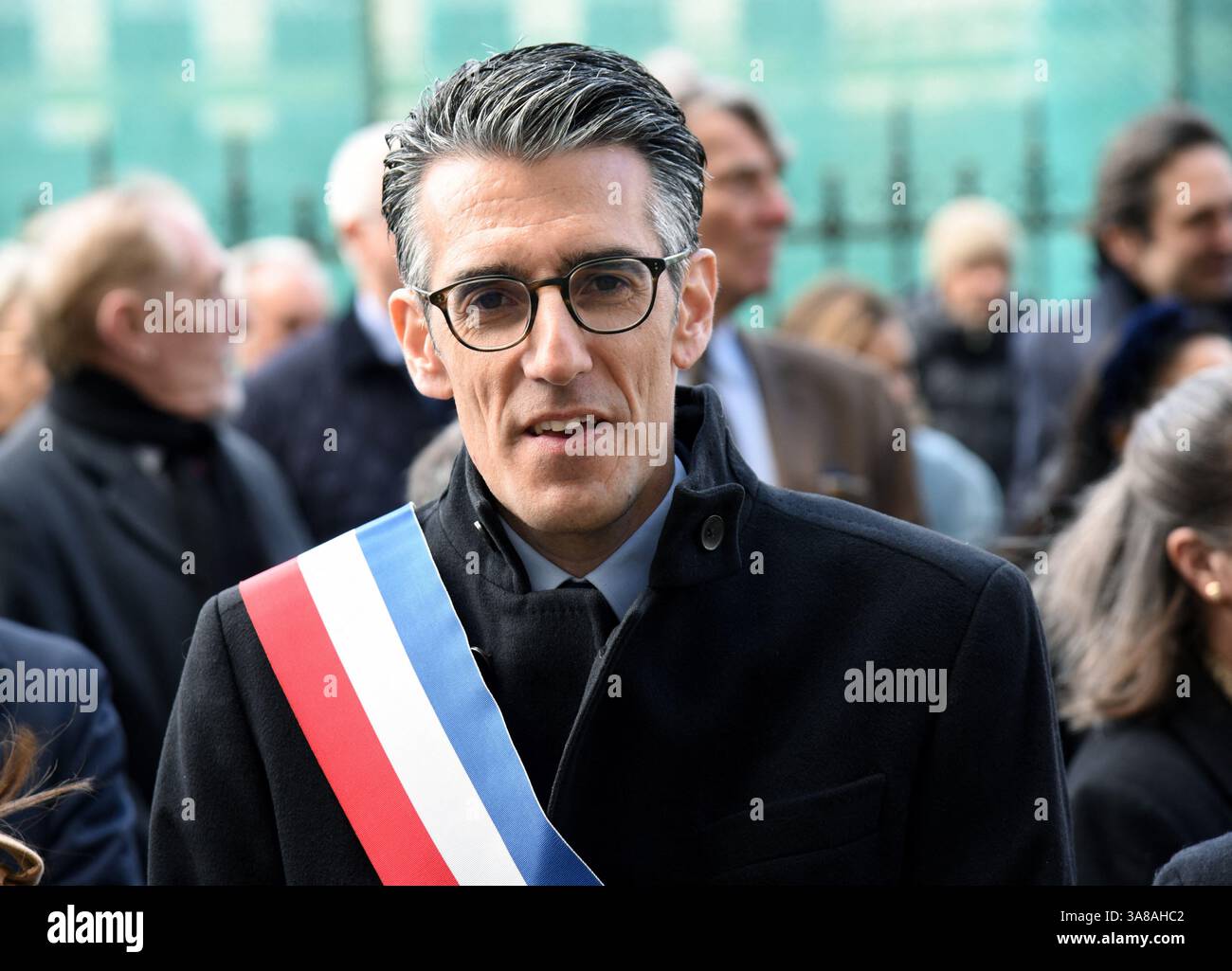 Paris, France. 28th Mar, 2025. Jeremy Redler and Anne Hidalgo unveils a ...
