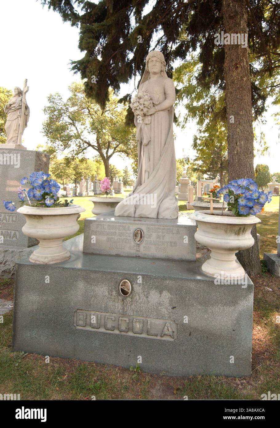 October 17, 2005 - Chicago, IL, U.S. - October, 2005; Chicago, IL, USA ...