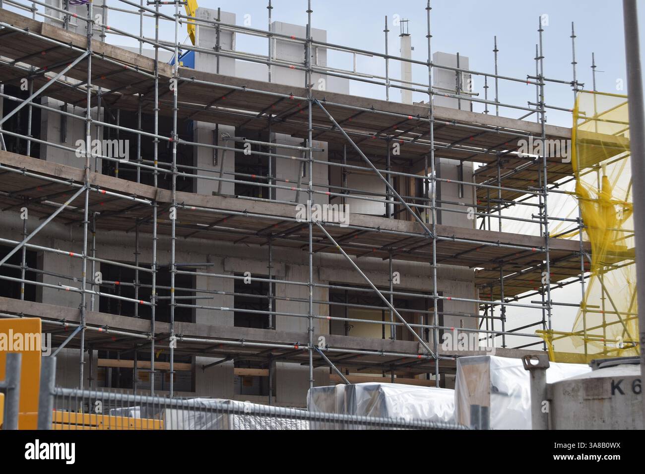 Scaffolding materials hi-res stock photography and images - Alamy