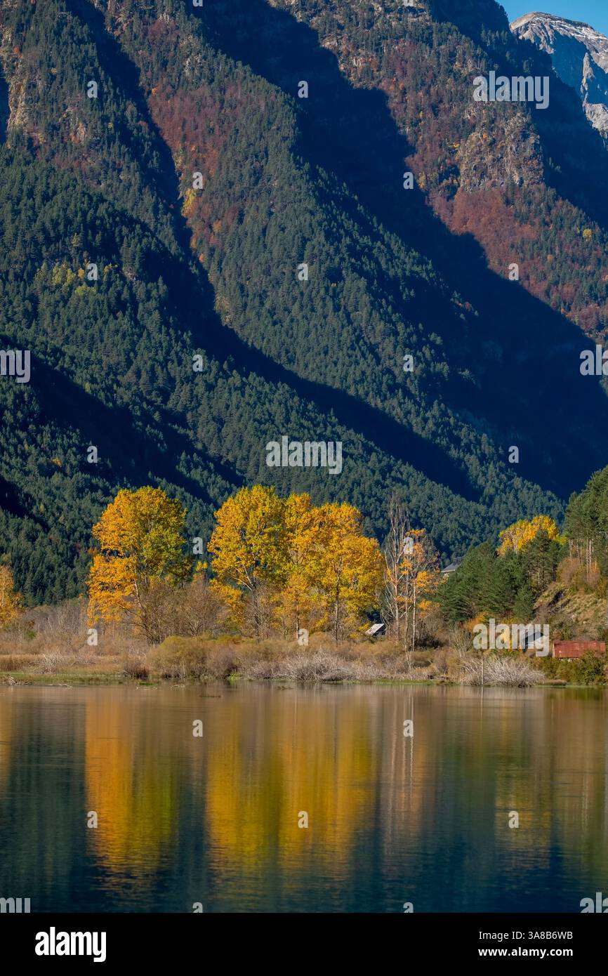 Fall colors in the National Park of Ordesa and Monte Pedido. Pyrenees ...