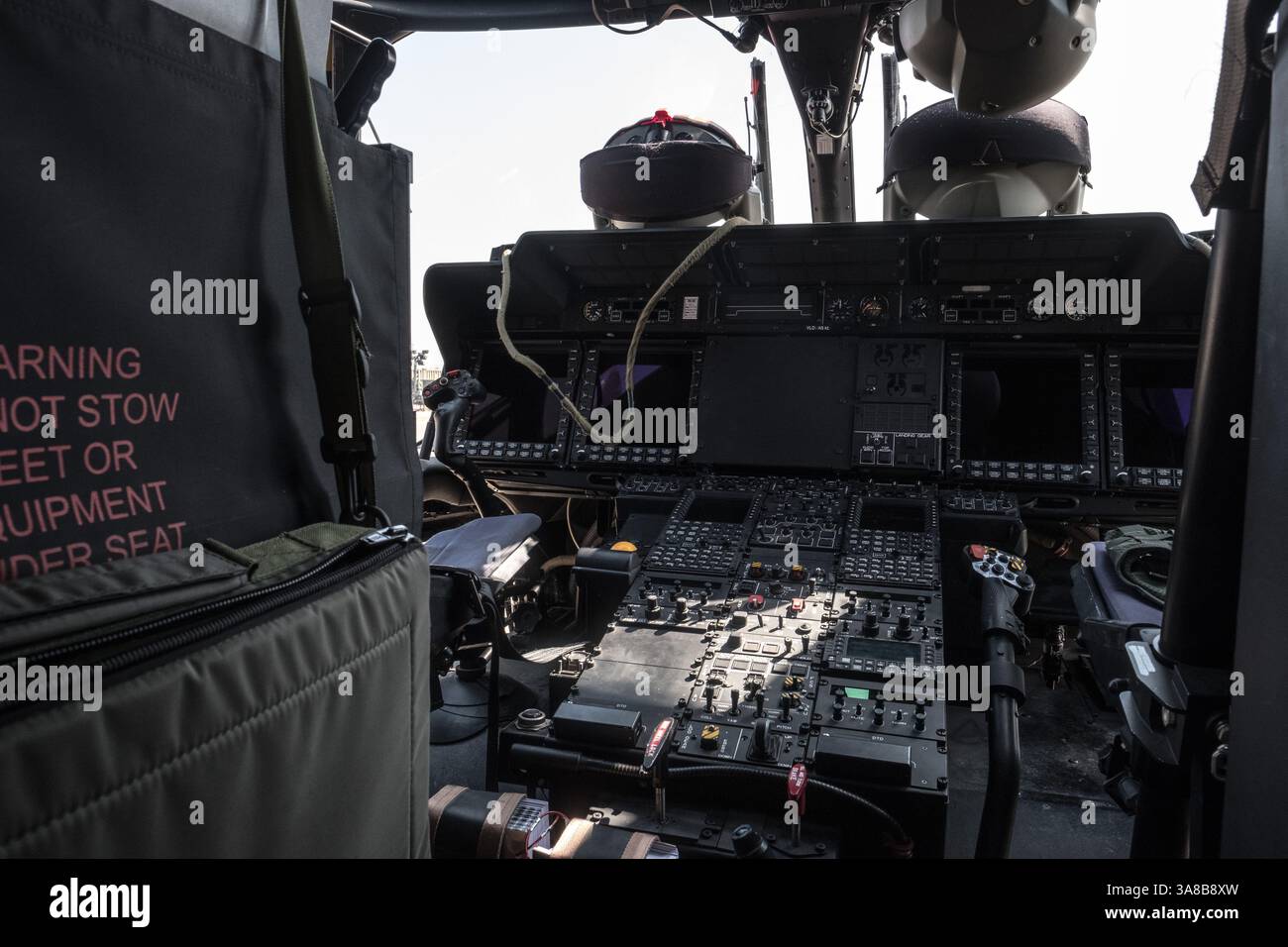 May 11, 2016 - Erbil, Kurdistan, Iraq - Cockpit of the Italian ...