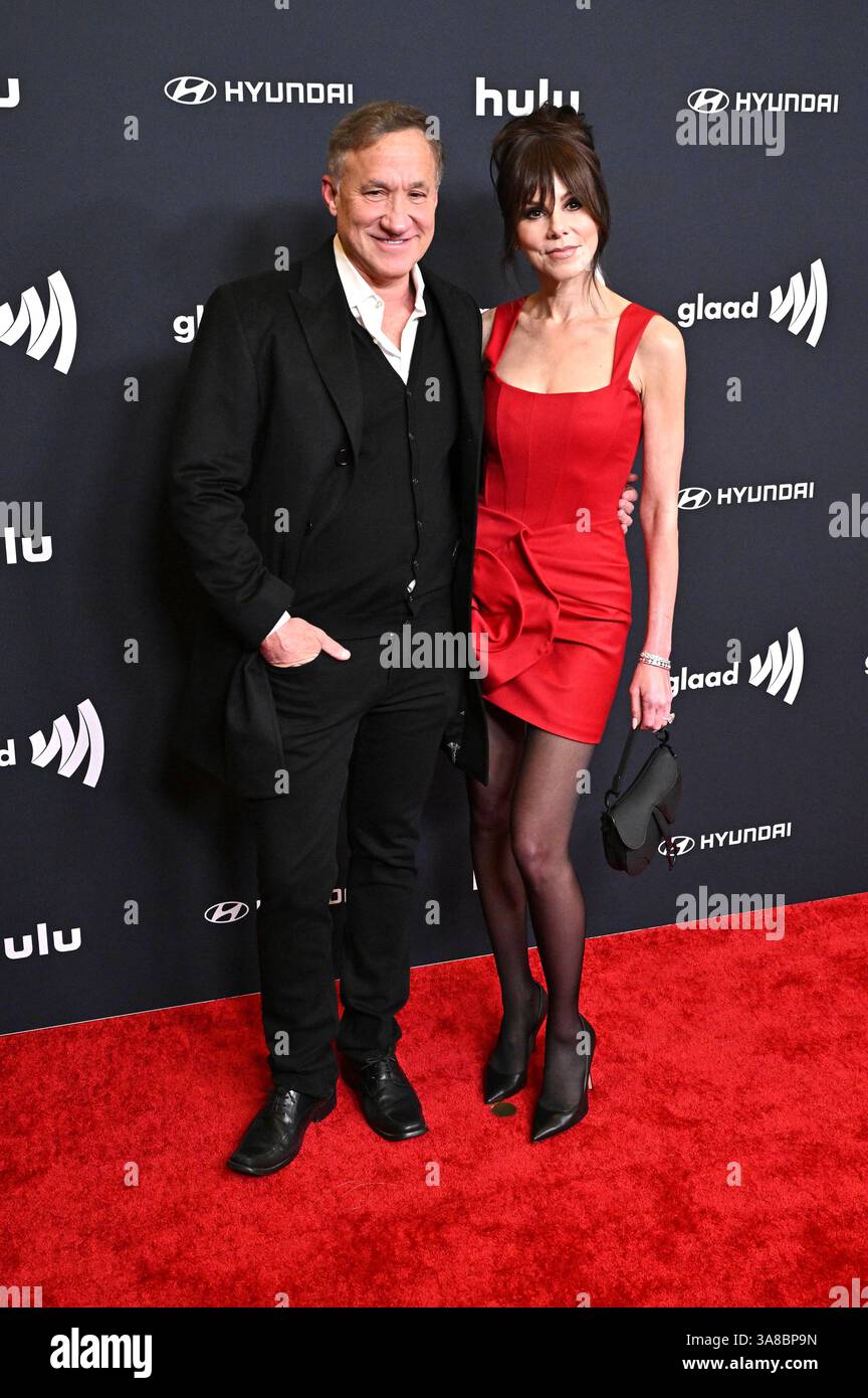 Terry Dubrow mit Ehefrau Heather Paige Kent bei der 36. Verleihung der ...