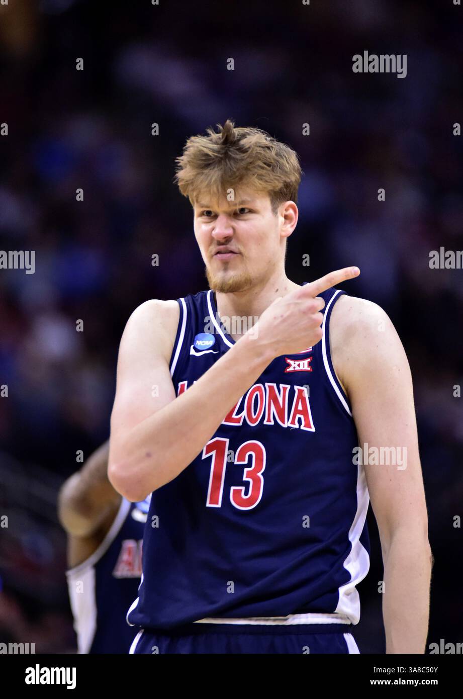 Newark, USA. 27th Mar, 2025. Arizona's Henri Veesaar (13) during the ...