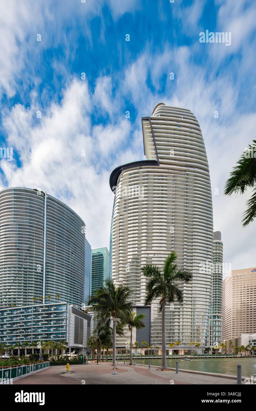 Miami, Florida, United States - Downtown and real estate developments ...