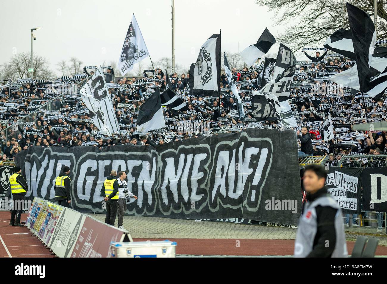 Ulm, Deutschland. 28th Mar, 2025. Transparent, Fanplakat, Banner ...