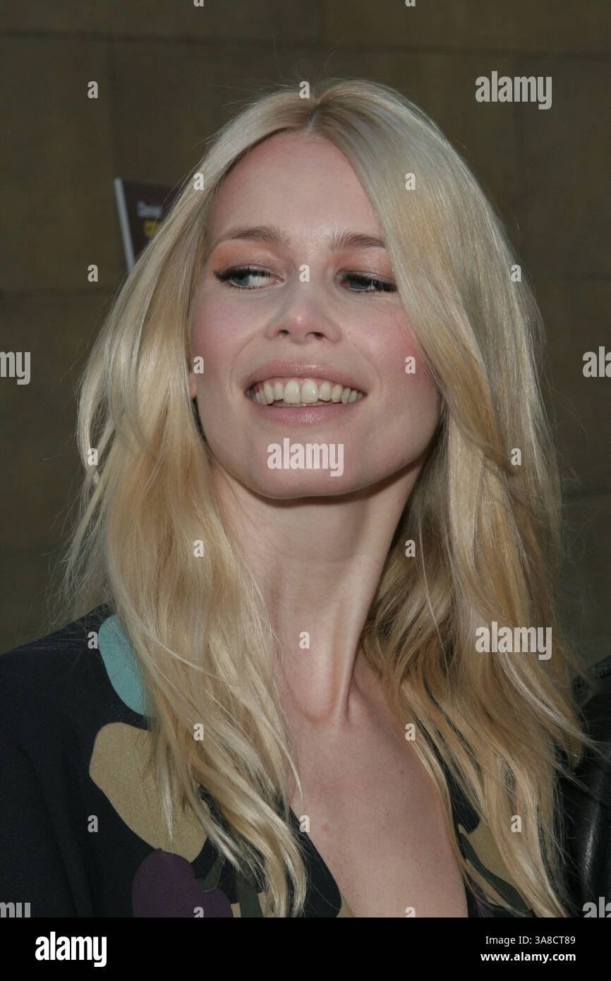 May 4, 2005 - Hollywood, CA, U.S. - 02 May 2005 - Hollywood, California ...