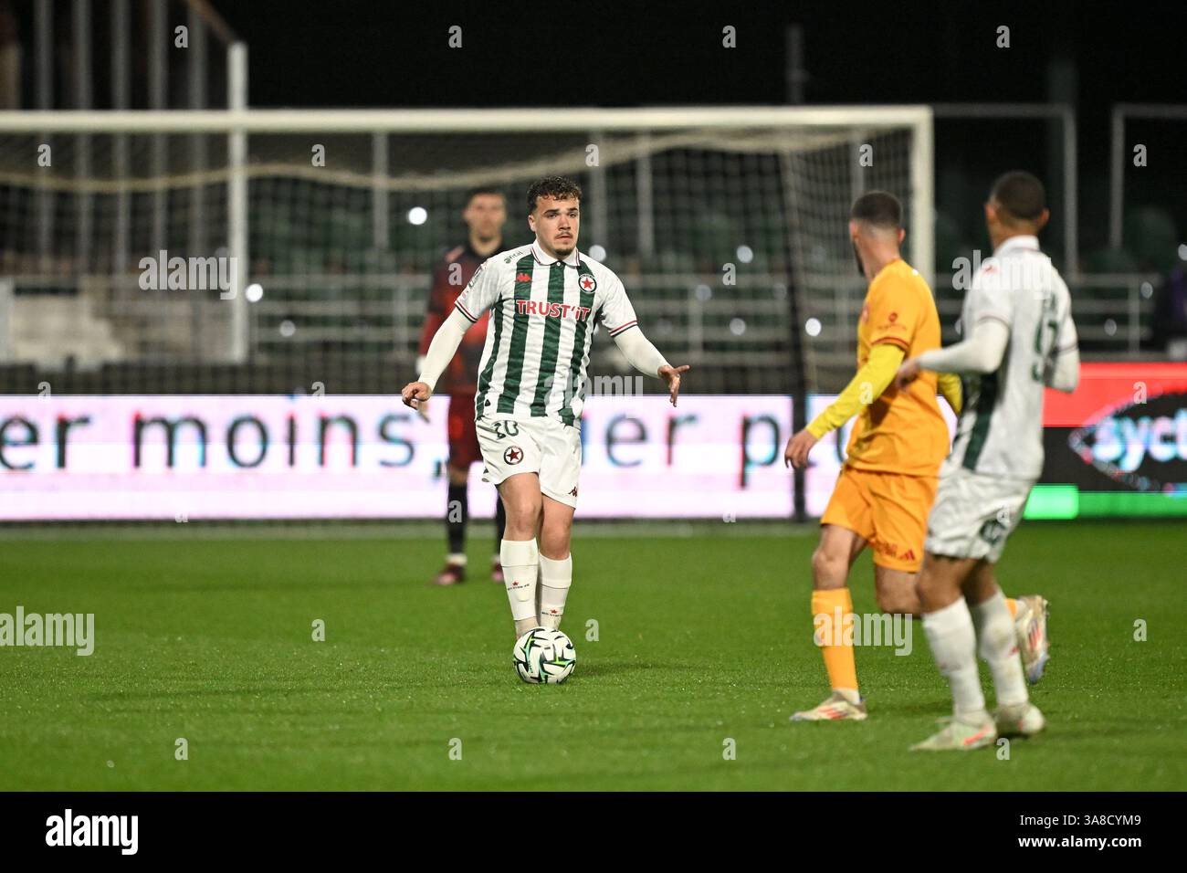 20 Dylan DURIVAUX (red) during the Ligue 2 BKT match between Red Star ...