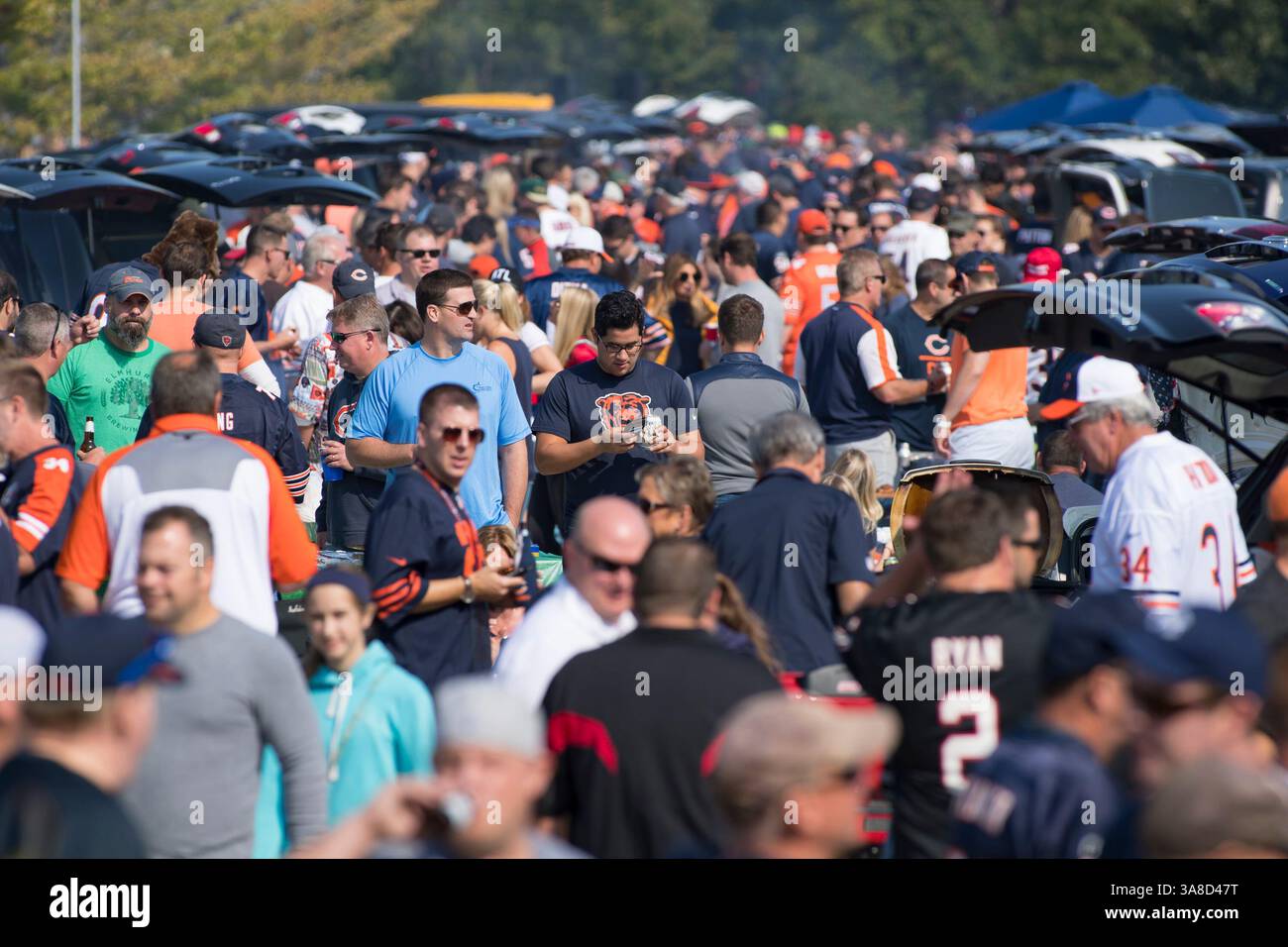Bears soldier field tailgate hi-res stock photography and images - Alamy