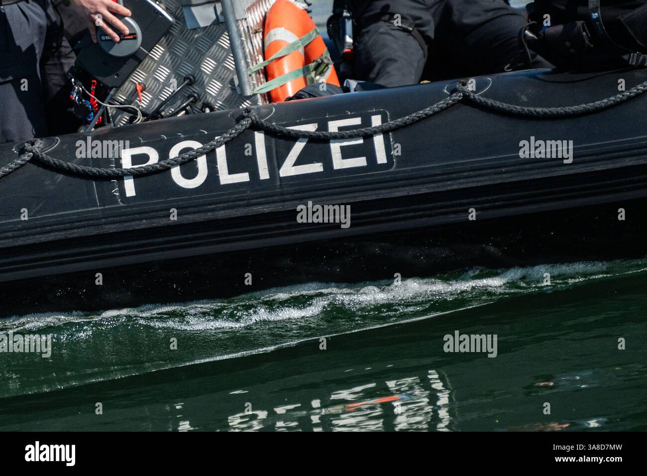Kehl, Germany. 28th Mar, 2025. The lettering "POLIZEI" can be seen on a ...