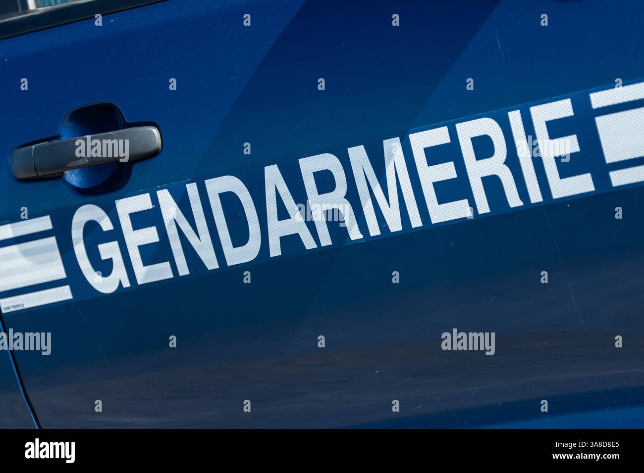 Kehl, Germany. 28th Mar, 2025. The lettering "GENDARMERIE" can be seen ...