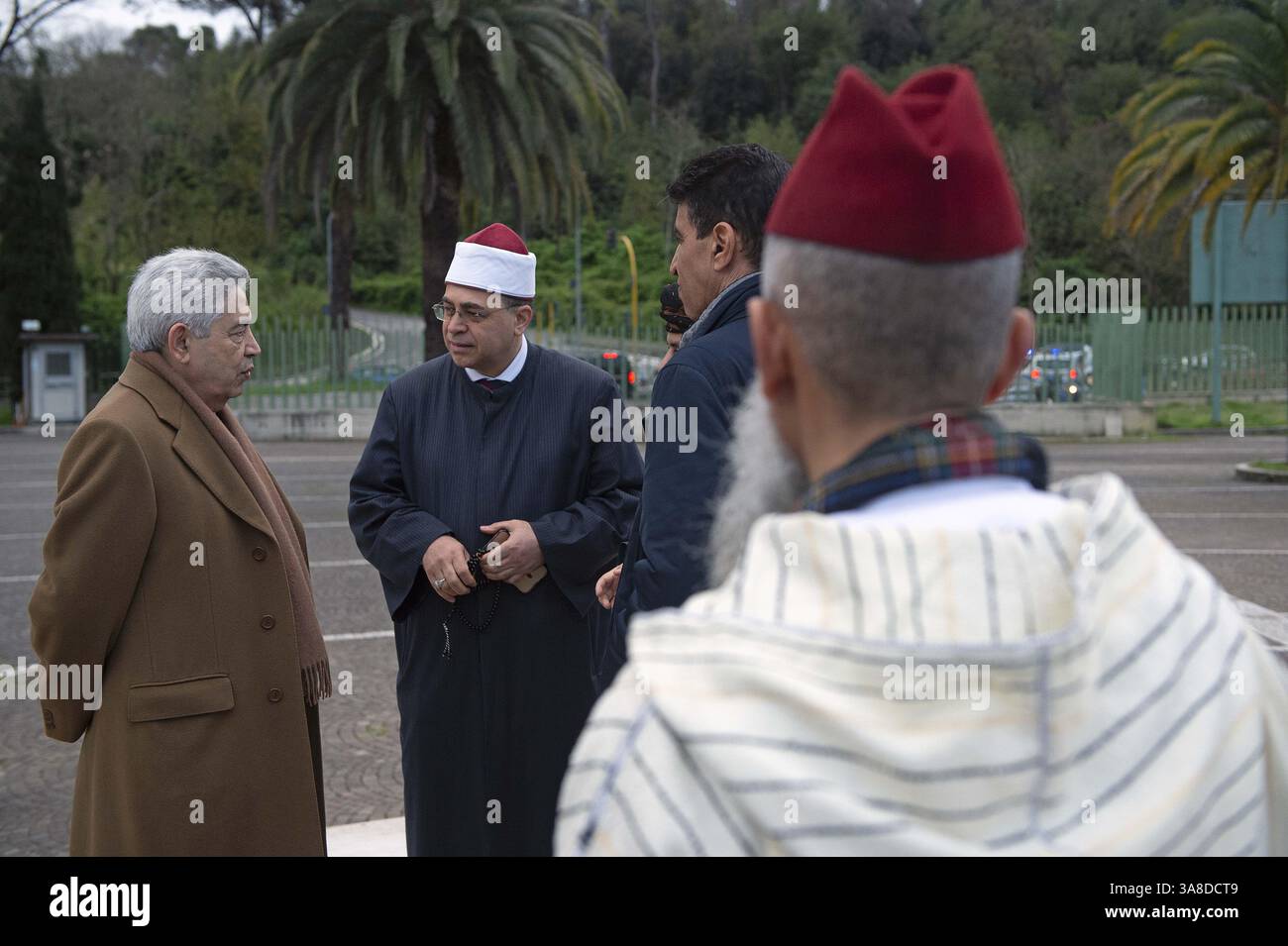 Rome, Italy. 28th Mar, 2025. **NO LIBRI** Italy, Rome, 2025/3/28 l'Imam ...