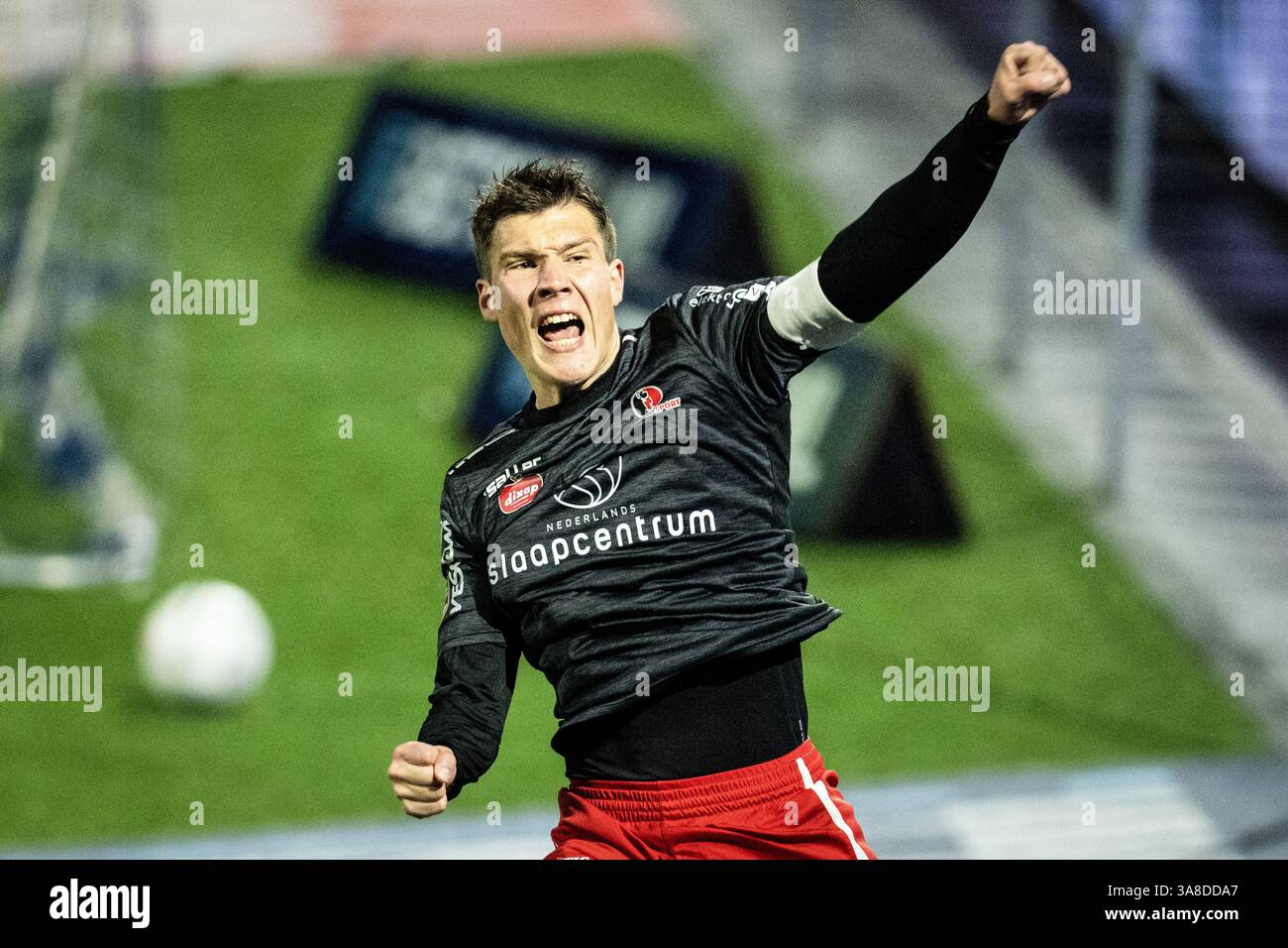 Eindhoven, Netherlands. 28th Mar, 2025. EINDHOVEN, 28-03-2025, Jan Louwers Stadium, Dutch ...