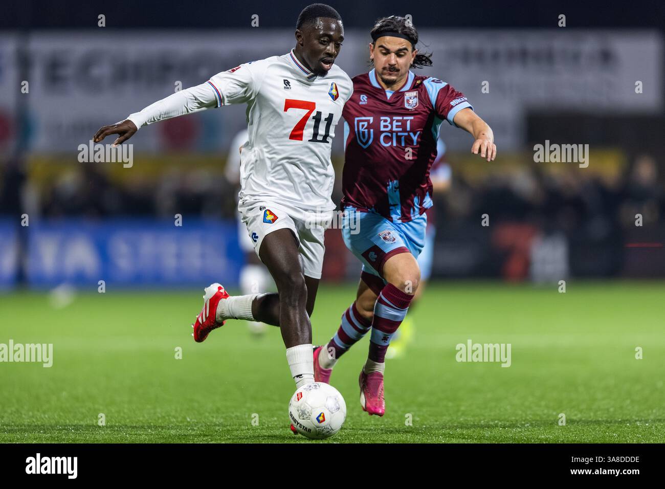 VELSEN, 28-03-2025, 711 Stadion. Dutch Football, Keuken Kampioen ...