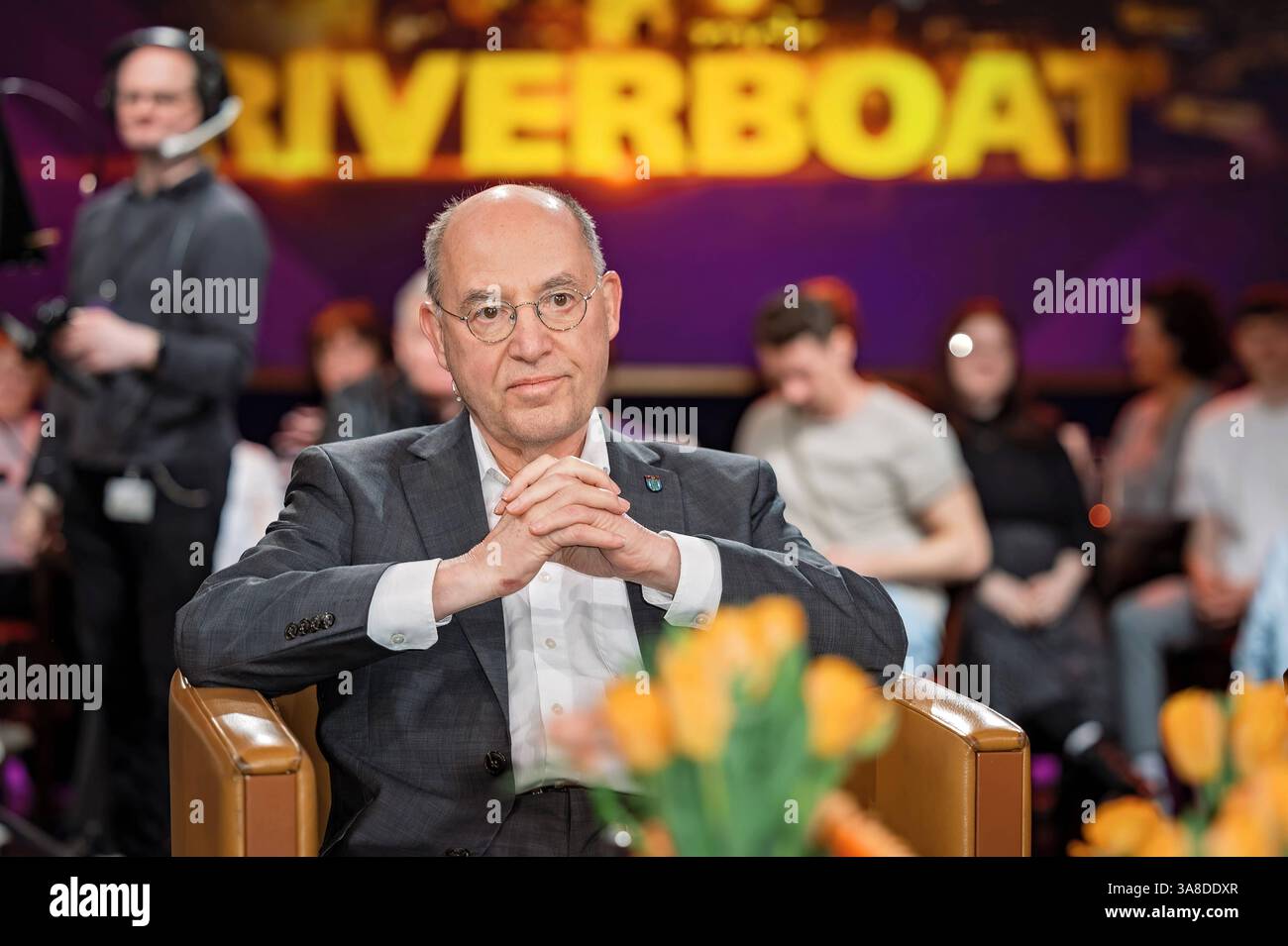MDR - Riverboat. Dr. Gregor Gysi anläßlich der Aufzeichnung der MDR ...
