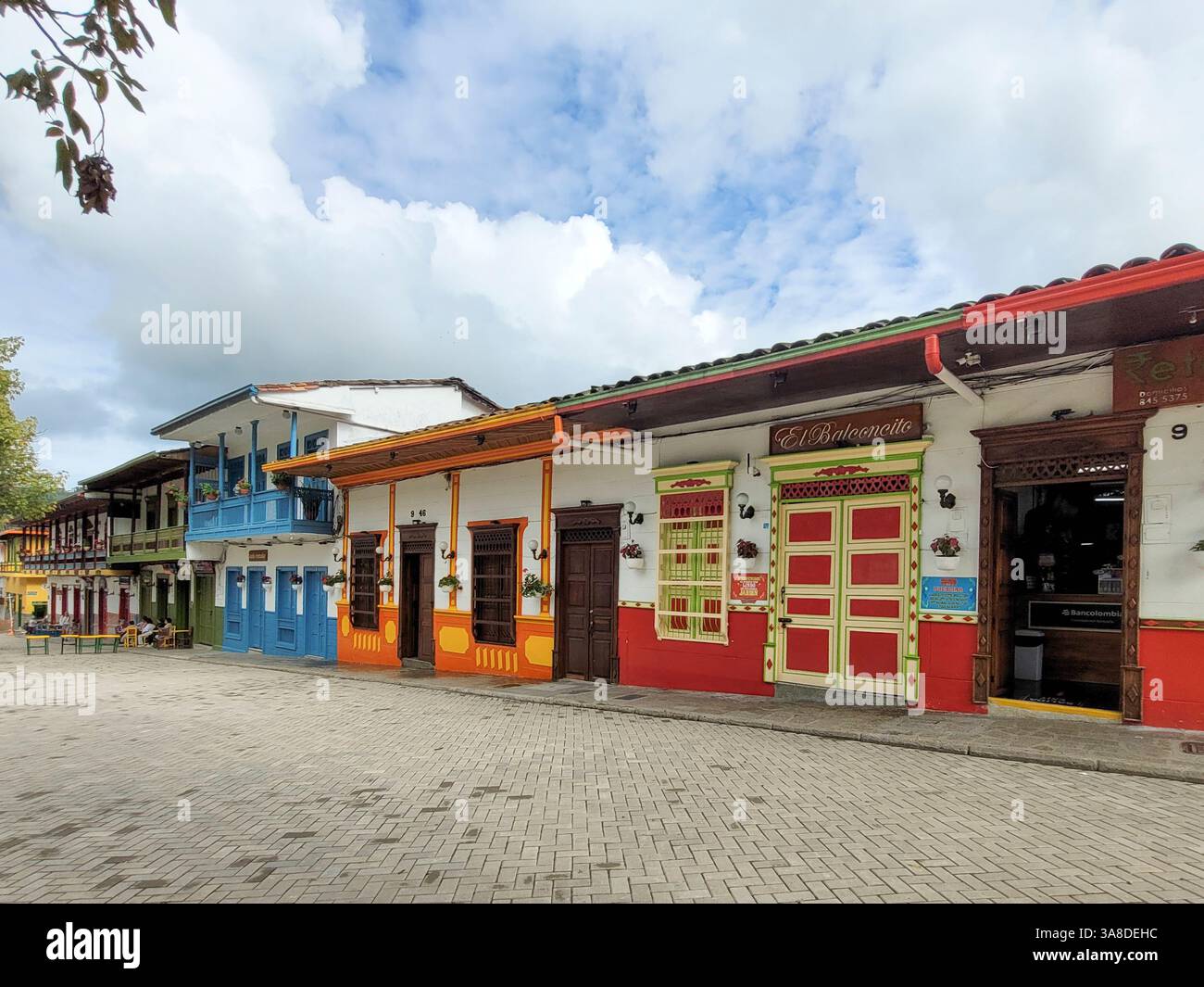Colourful colonial buildings in El Libertador Park, the main Plaza of ...