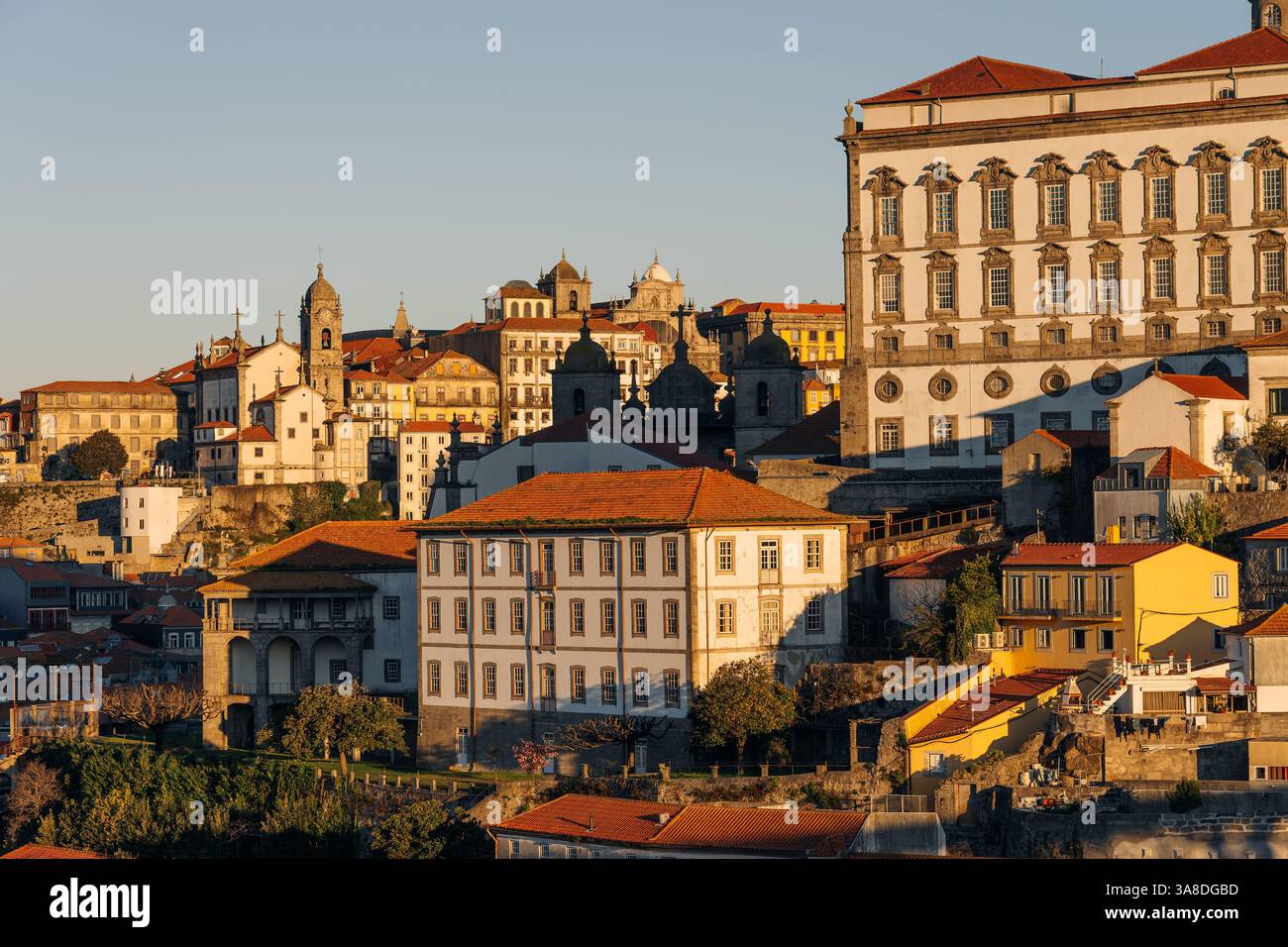 PORTO, PORTUGAL - FEBRUARY 27, 2025: Panoramic view of the A Ribeira in ...