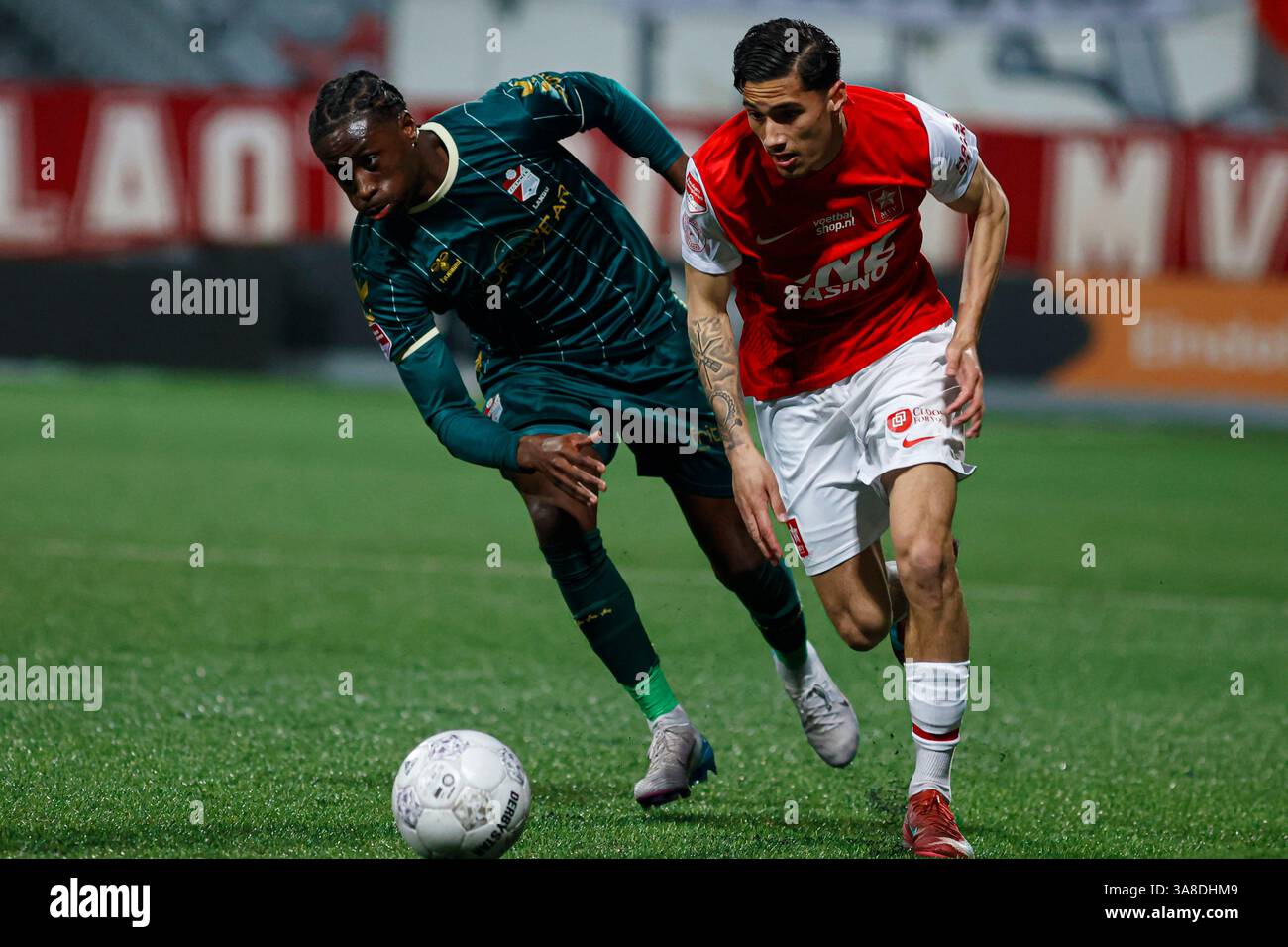 MAASTRICHT, NETHERLANDS - MARCH 28: Chardi Landu of FC Emmen battles ...