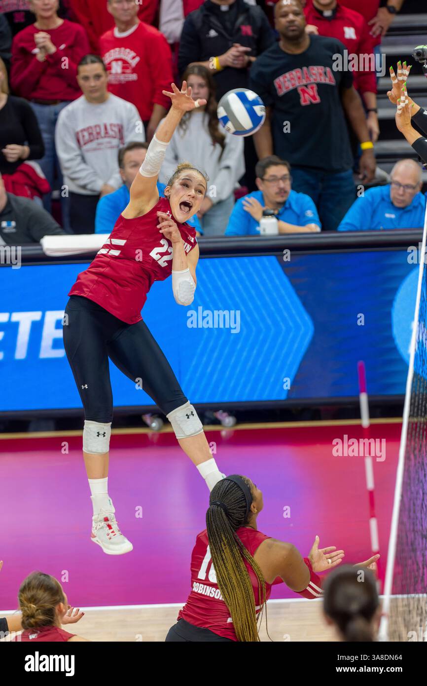 LINCOLN, NE - DECEMBER 15: Wisconsin outside hitter Julia Orzol (22 ...