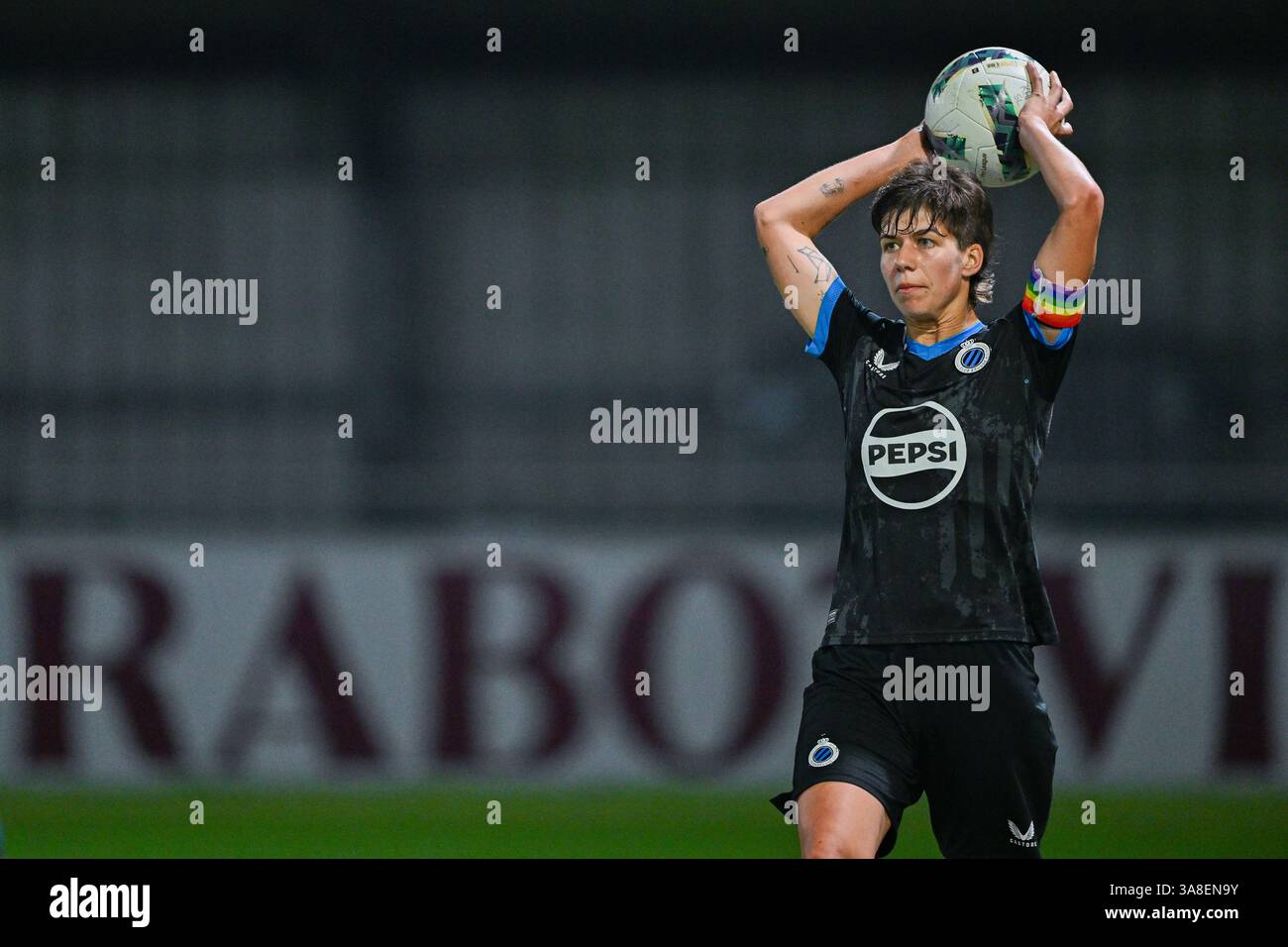 Gent, Belgium. 28th Mar, 2025. Isabelle Iliano (18) of Club YLA pictured during a female soccer ...