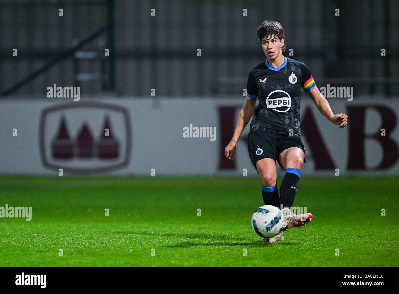 Gent, Belgium. 28th Mar, 2025. Isabelle Iliano (18) of Club YLA pictured during a female soccer ...