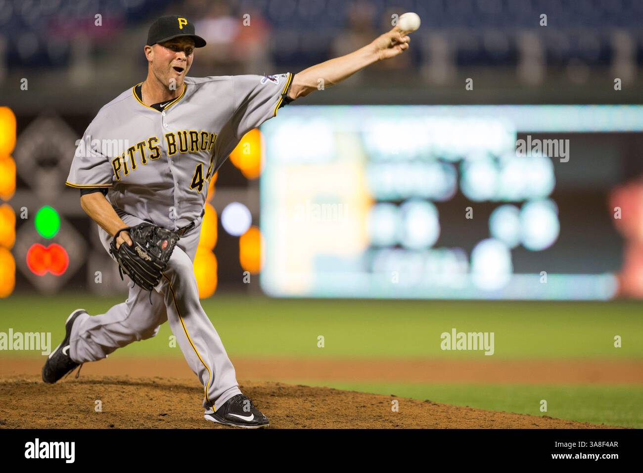 September 13, 2016: Pittsburgh Pirates relief pitcher Tony Watson (44 ...