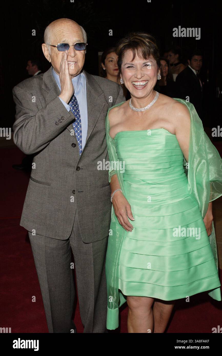 June 18, 2005 - Beverly Hills, CA, U.S. - 17 June 2005 - Beverly Hills ...