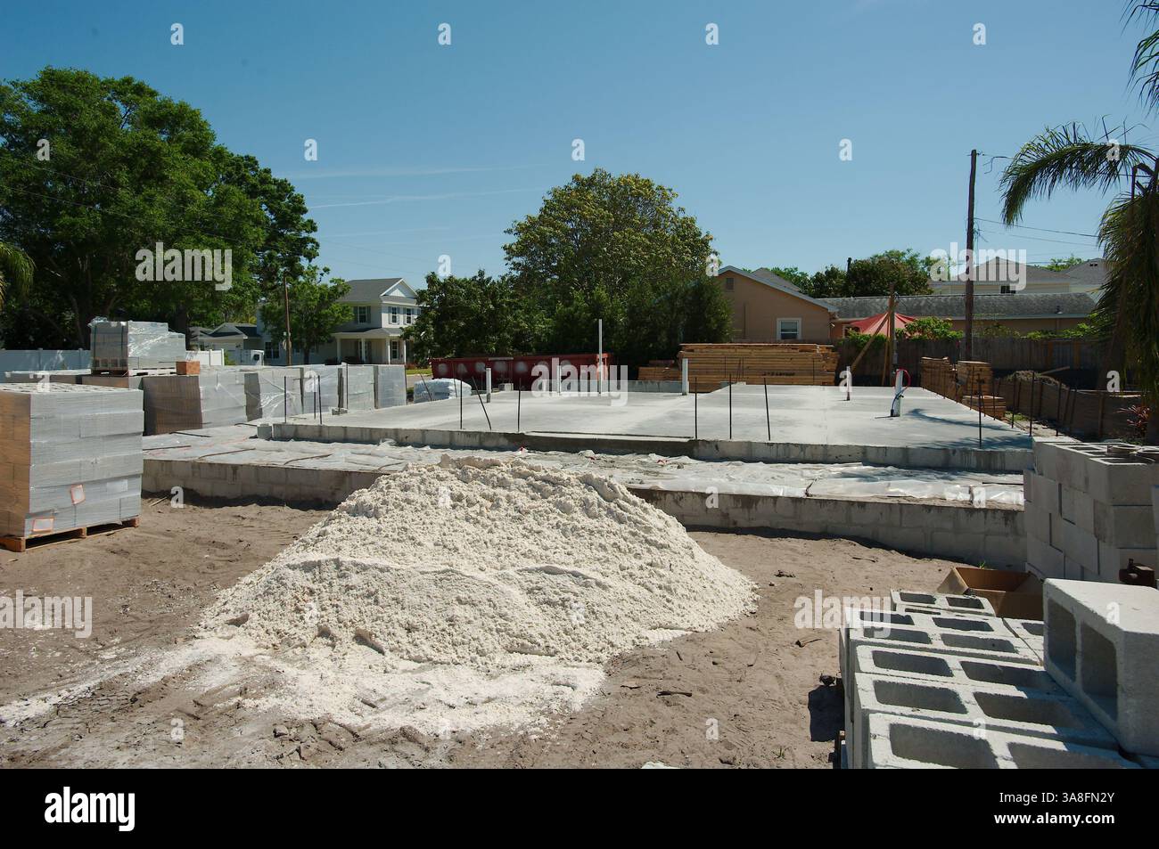 Foundation already laid hi-res stock photography and images - Alamy