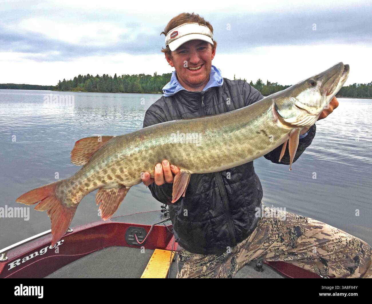Muskie family fish hi-res stock photography and images - Alamy