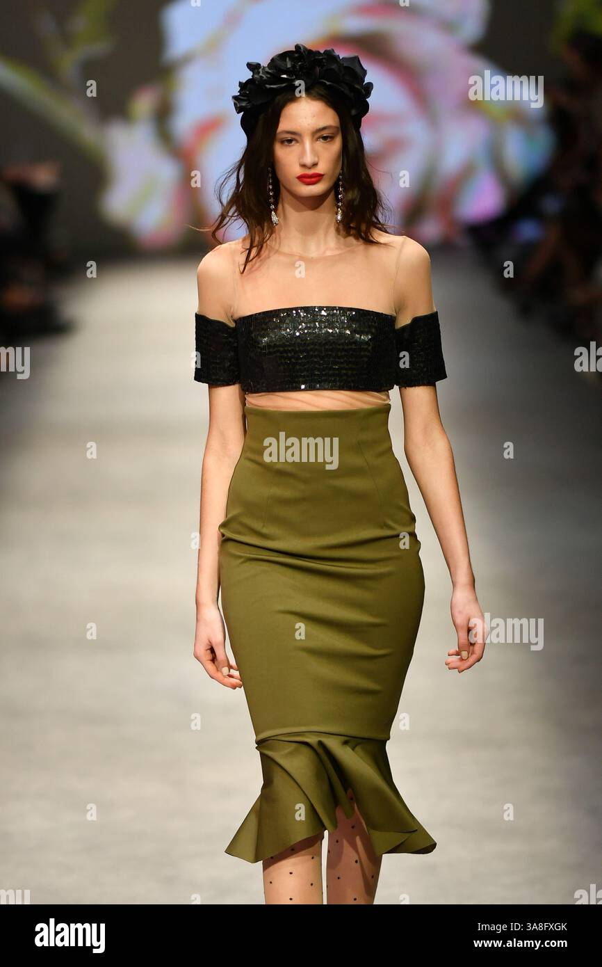 September 6, 2017 - Melbourne, Victoria, Australia - Models parade the ...