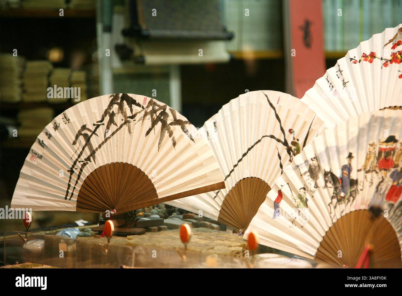 Seoul calligraphy art performance hi-res stock photography and images ...