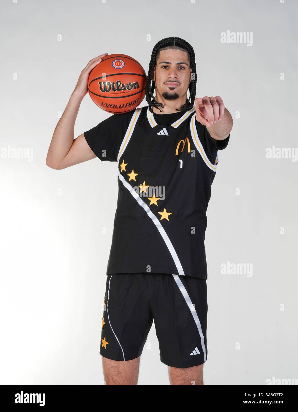 BROOKLYN, NY - MARCH 28: McDonalds High School All American Shon Abaev ...