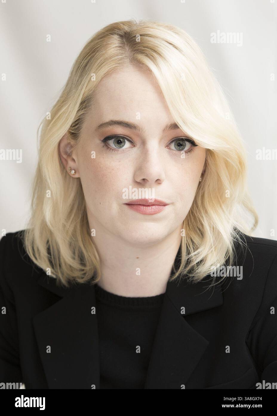 September 11, 2017 - Toronto, California, Canada - Emma Stone stars in ...