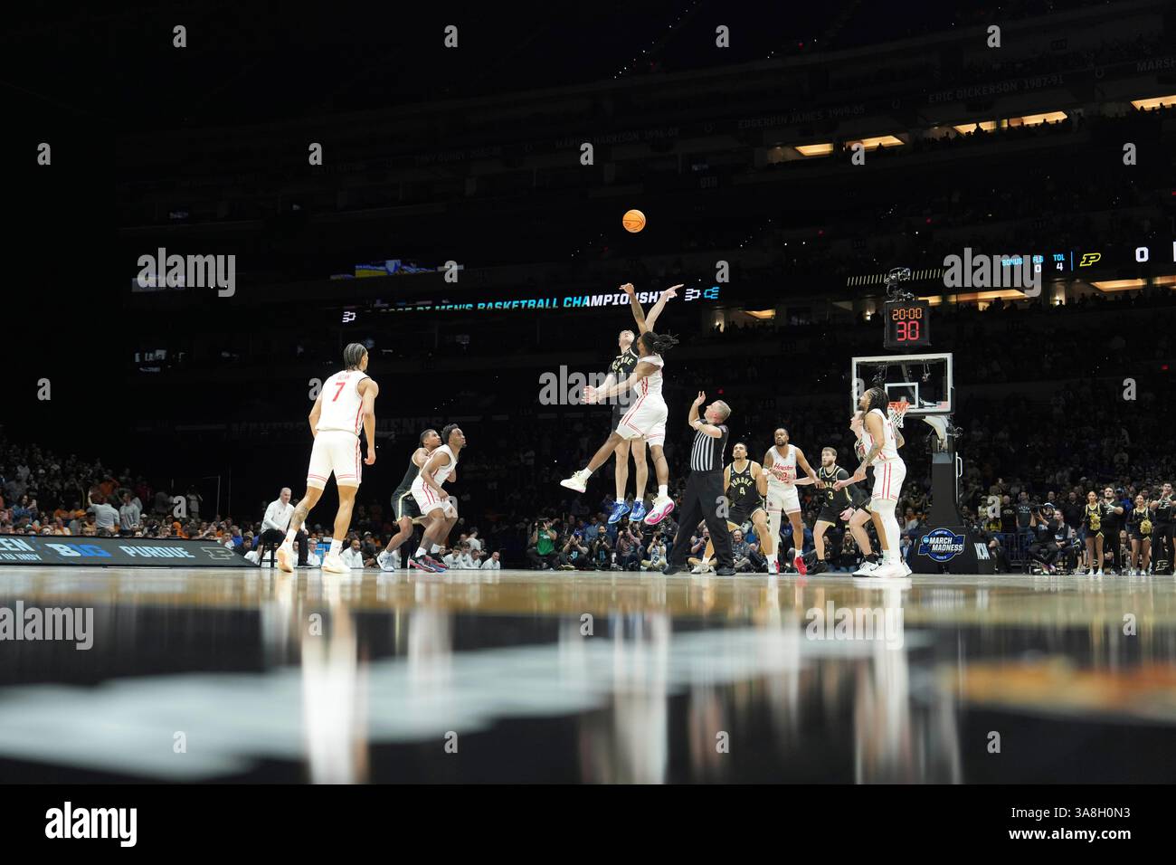 Houston and Purdue tip off the first half in the Sweet 16 of the NCAA ...
