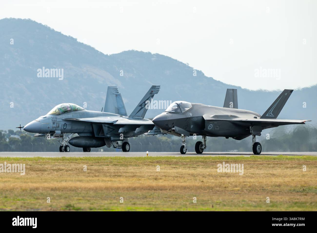 Avalon, Australia. 28th Mar, 2025. RAAF F/A-18F Super Hornet and RAAF F ...