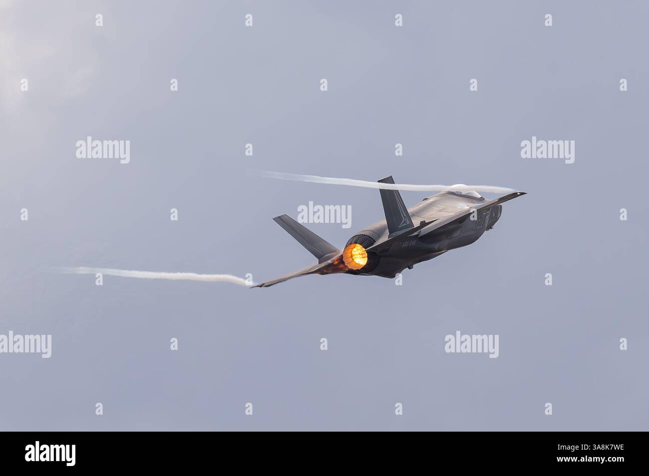 RAAF F-35A Lightning II seen in the aerial display during the Avalon ...