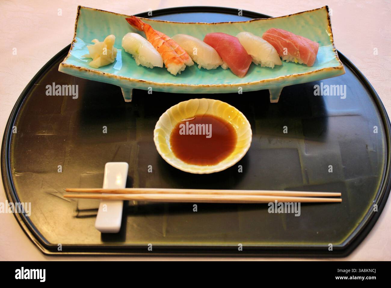 Japanese cuisine: assorted nigiri sushi (tuna, shrimp, squid, etc.) in ...