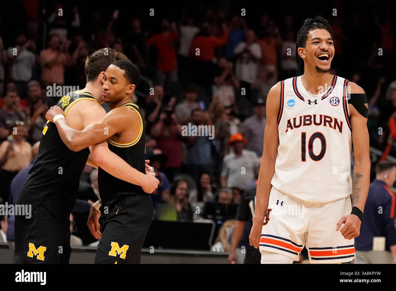 Auburn guard Chad Baker-Mazara (10) celebrates after a win against ...