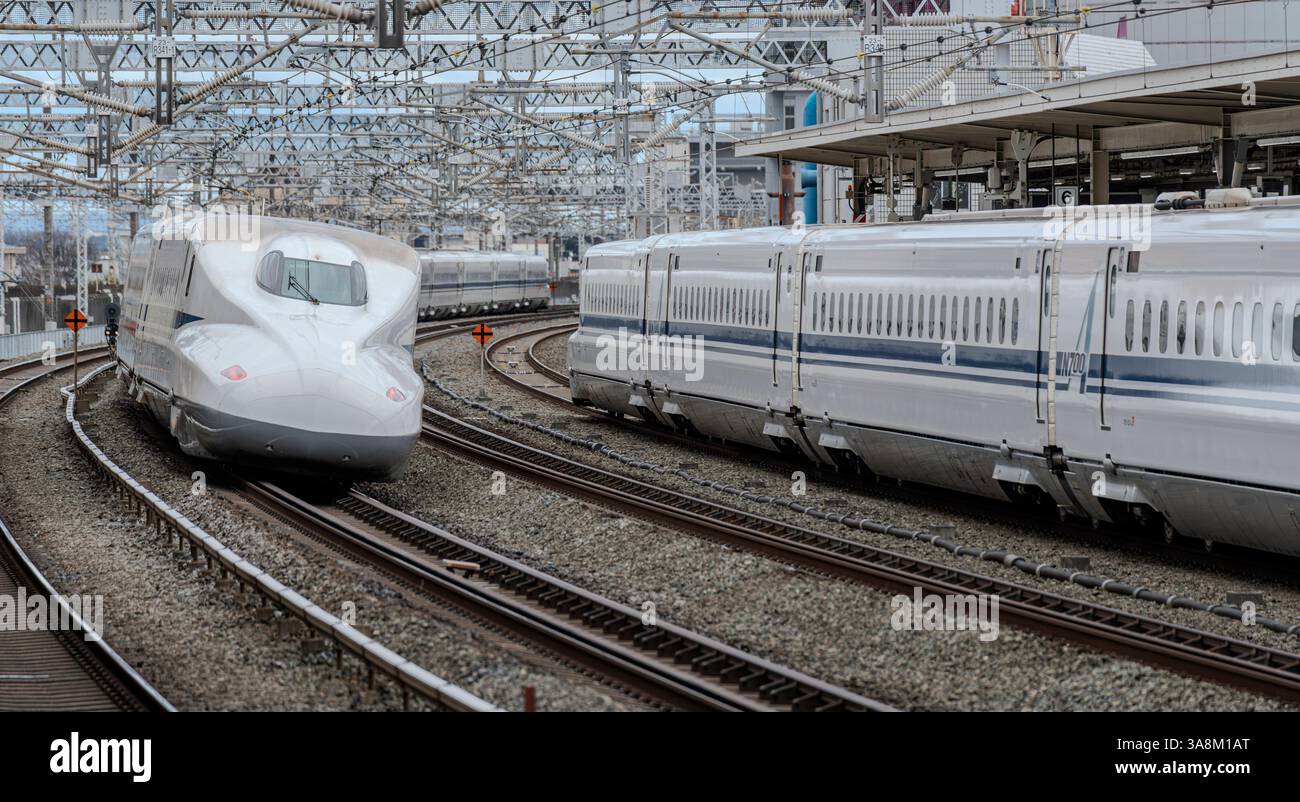 Tokaido Shinkansen N700 Series trains at Hamamatsu Station in Shizuoka ...