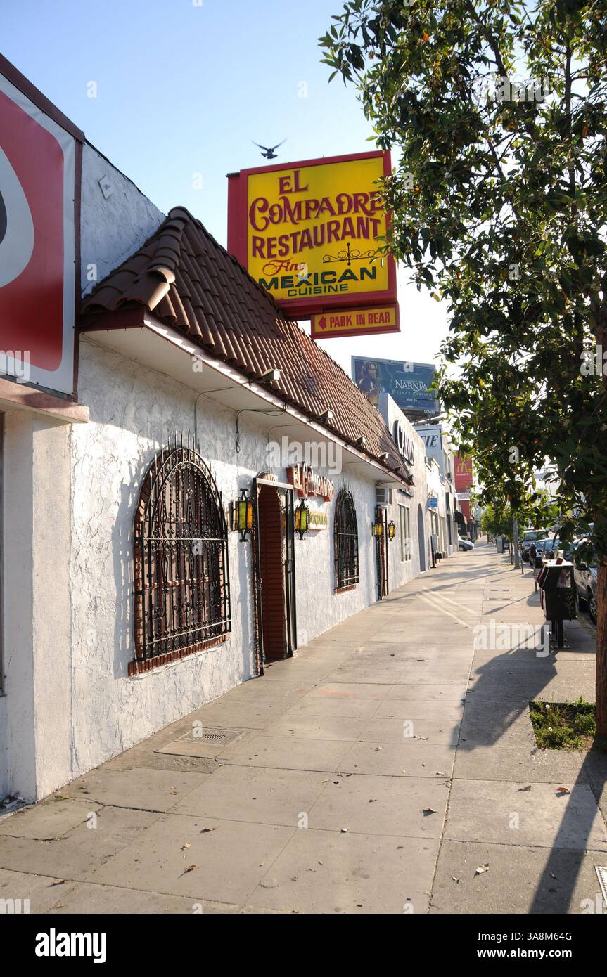 El compadre hi-res stock photography and images - Alamy