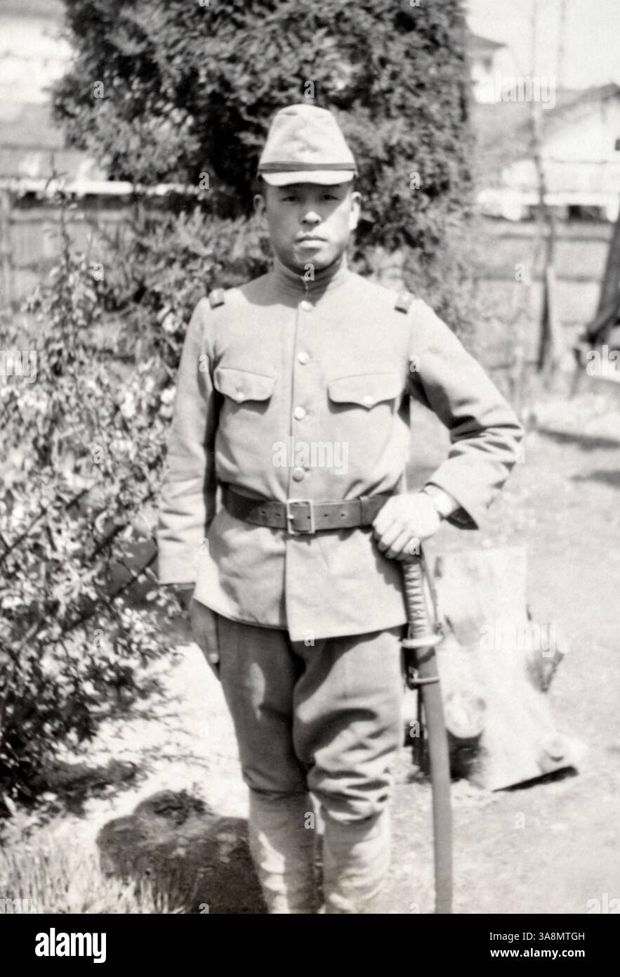 A Japanese soldier during the Second World War Stock Photo - Alamy