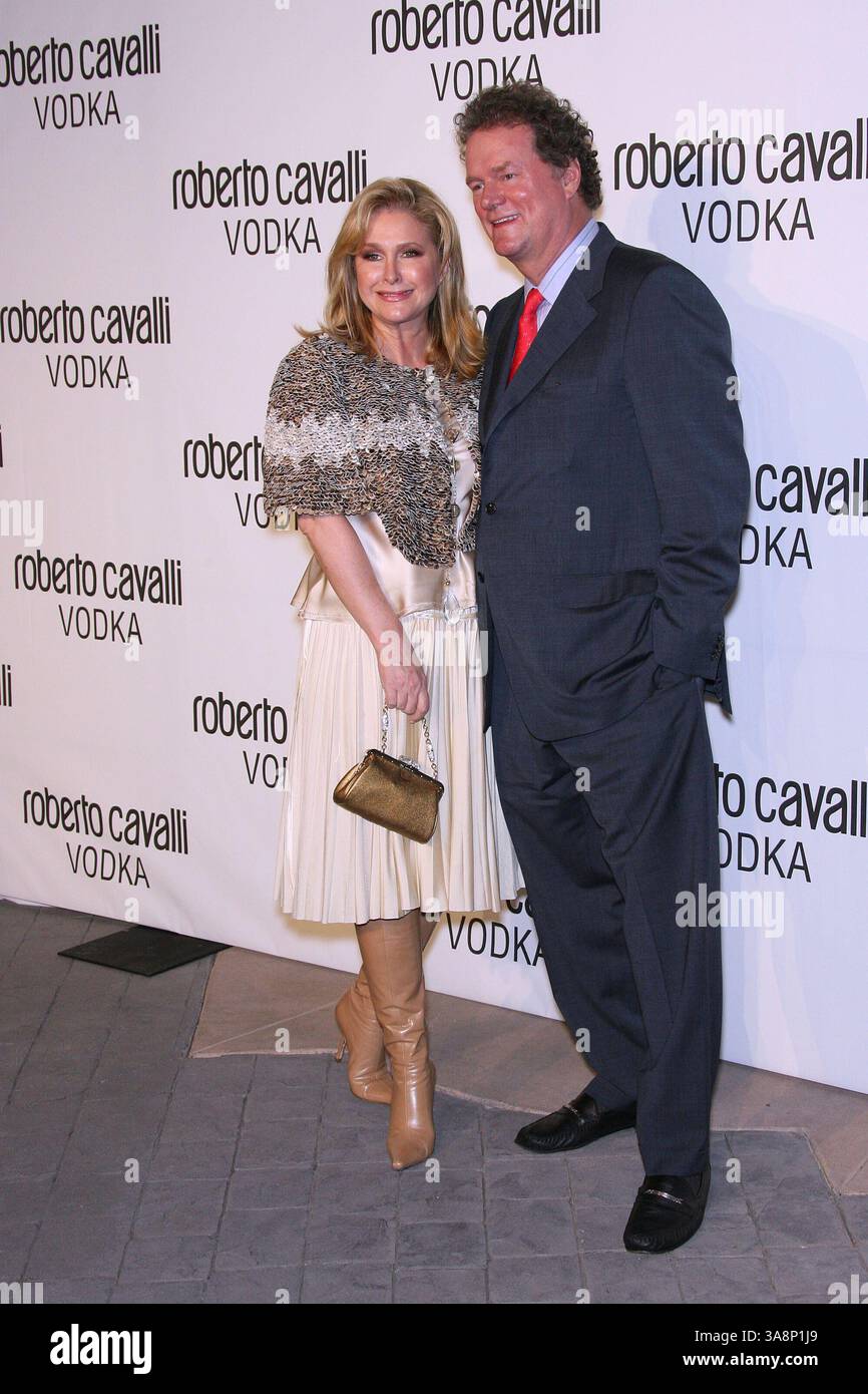 May 12, 2006 - Holmby Hills, California, U.S. - 11 May 2006 - Holmby ...